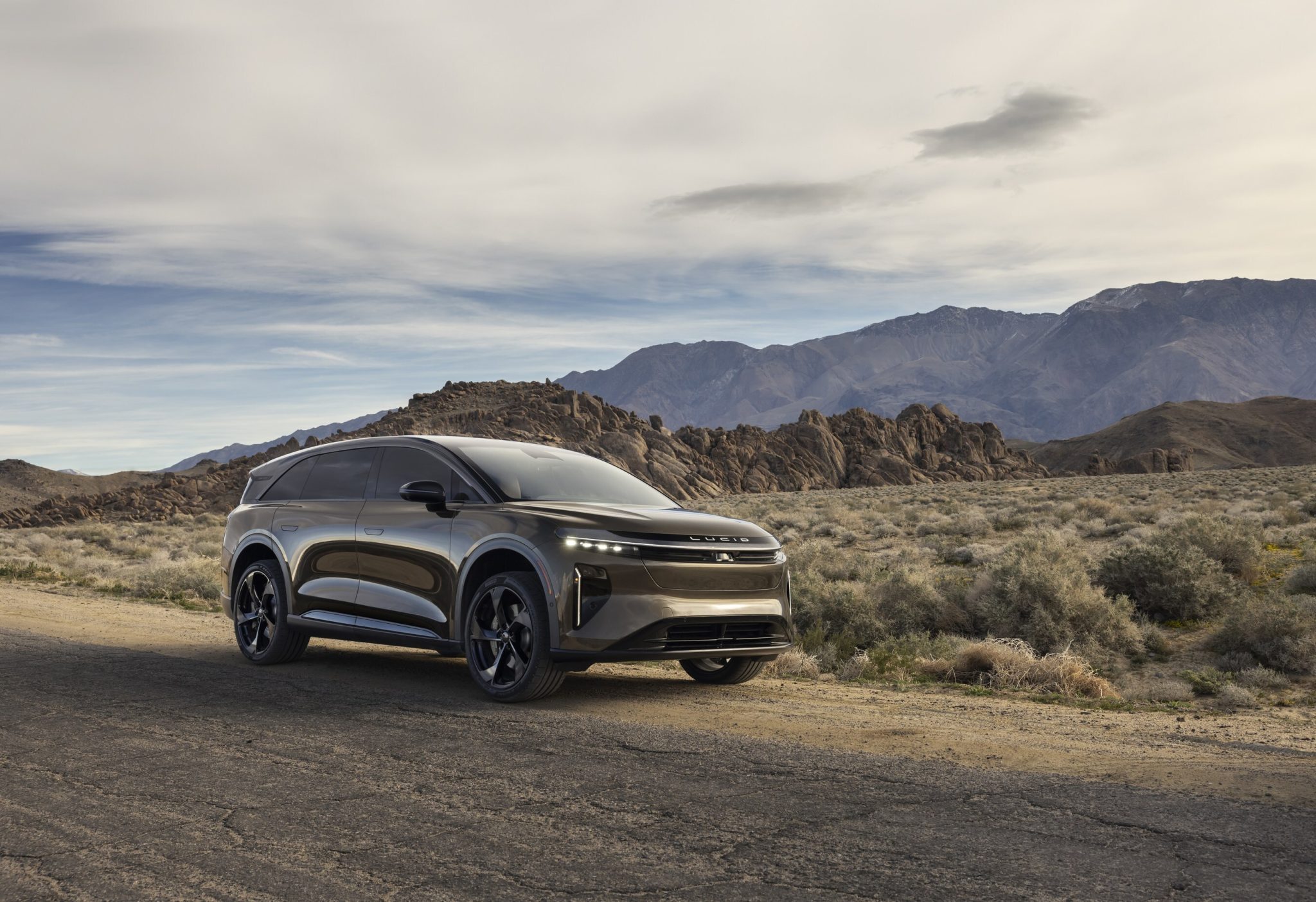 New Lucid Gravity Lineup Packs More Prestige & Dreamy Driving | auto ...