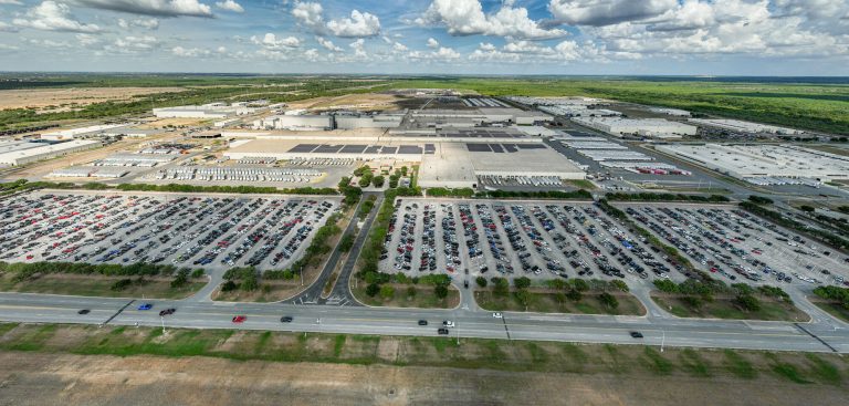 Toyota Texas Plant Project Orca Bets on Fuel-Efficient Hybrids $2 ...